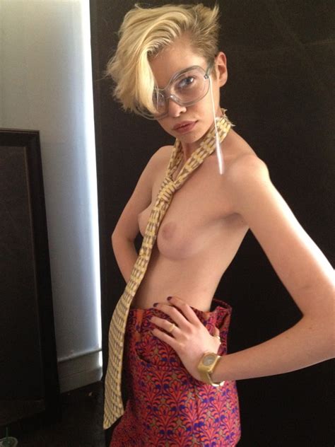 Stella Maxwell Porn Pic Eporner