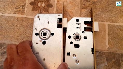 طريقة تركيب كالون الباب والمقبض Youtube