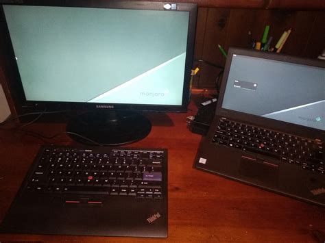 My Quaint ThinkCorner For Coding Linux With A Docked X270 No Gaming And Fun Here Limitations