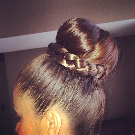 How To Use Bun Donut With Thin Hair At William Emery Blog