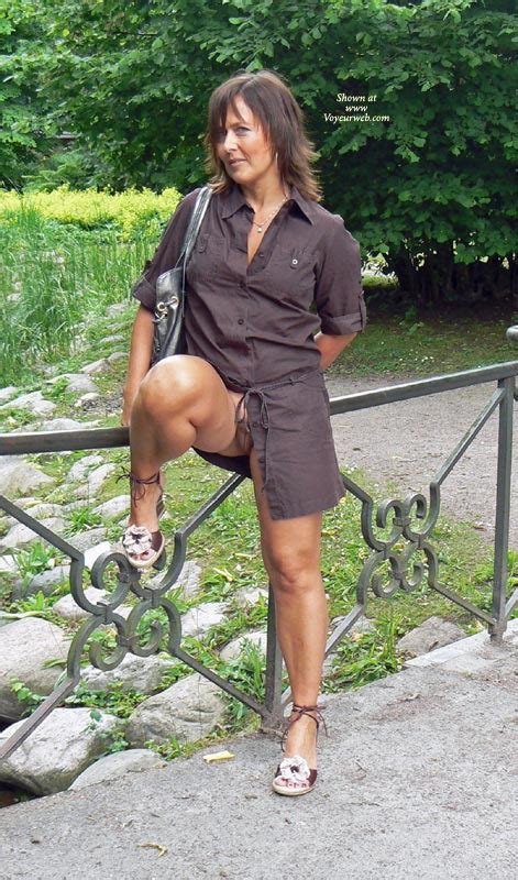 Catti January 2012 Voyeur Web