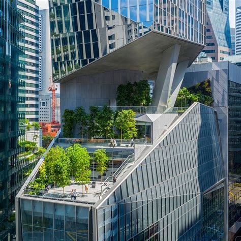 Sequis Tower