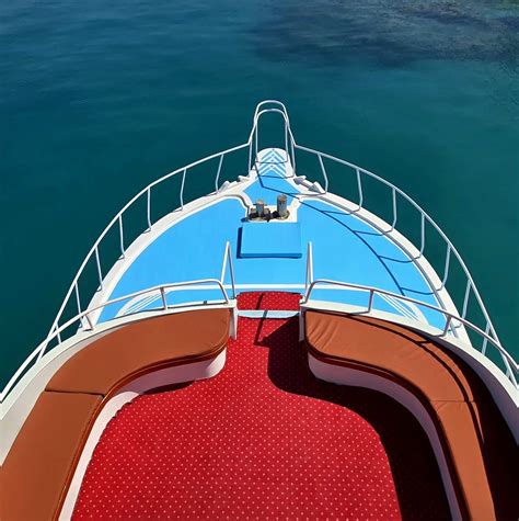 يخت في العين السخنة من الساعة 6 الصبح🕗 للساعة 4 المغرب 🕔 اجمل 10 ساعة