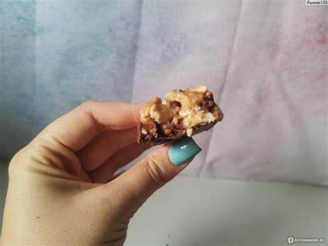 Ореховый батончик Soj Nut Bar Грецкий орех в молочном шоколаде «Самые вкусные ореховые