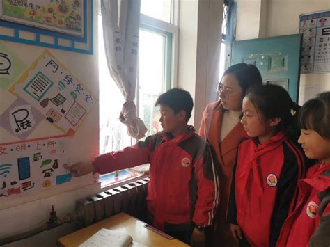 啄木鸟在行动，寻找错别字——杜康镇小学中心校组织学生开展寻找错别字活动 教育新闻 白水教育综合服务