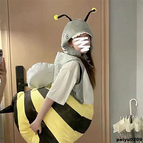超大抱枕公仔 台出 抖音鯊bee真人穿戴玩偶服公仔抱枕鯊魚蜜蜂娃娃毛絨玩具鯊bee衣服 蝦皮購物