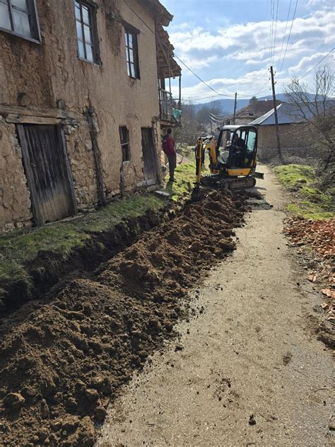 Започна поставувањето на нов водоводен крак во должина од 600 метри во село Сливово Ohridsky