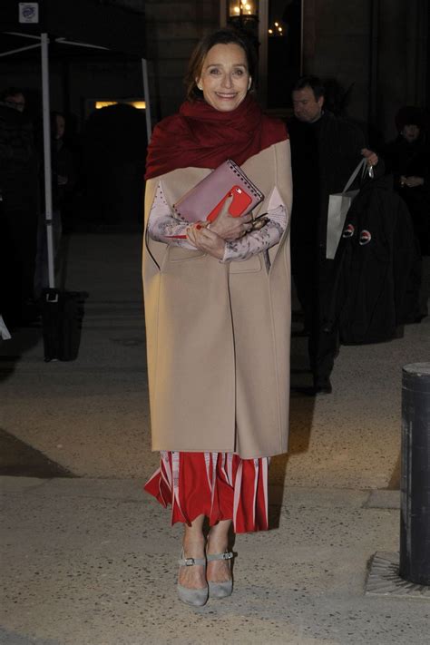 Kristin Scott Thomas At Valentino Fashion Show At Paris Fashion Week 01