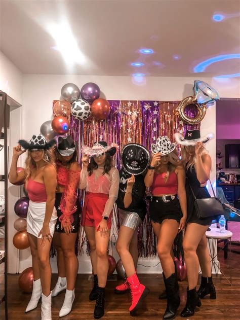 Cowgirl Bachelorette Parties Bachelorette Party Weekend Bachelorette