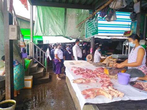 အင်းစိန်မြို့နယ်အတွင်းရှိ ဈေးများအား ကိုဗစ် ၁၉ ရောဂါ ကြိုတင်ကာကွယ်ရေးအတွက် နှာခေါင်းစည်းများ တပ