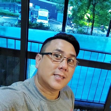 Kittisak Akarakittiporn Autlensfix • Threads Say More