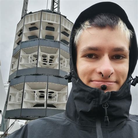 My Hair Matched With The Massive Lambda Labs Qx Rig At This Years