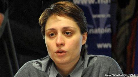 ელენე ხოშტარია საგარეო უწყებაში უკრაინის ელჩის მიწვევას უხეშ დიპლომატიურ ქმედებას უწოდებს Kvira Ge