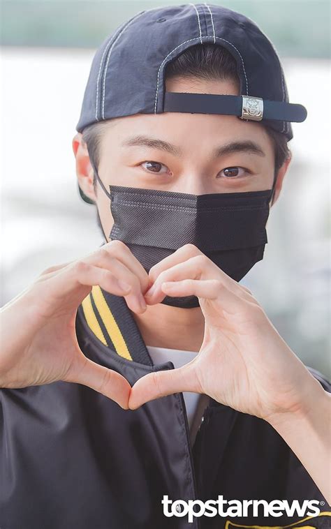 변우석 선재 하트 받고 천국…제가 갈게요 인천공항 출국 [hd포토] 네이트 연예