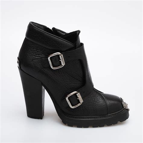 Ботильоны Miu Miu черные купить за 25200 ₽ Sfs