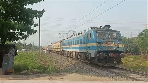 02518 Ghy Koaa Spl Aka 12518 Garibrath Express Passing Through Tbae