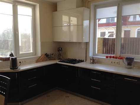 Варочная панель у окна на кухне (84 фото) » НА ДАЧЕ ФОТО