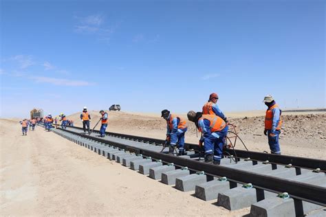 Тавантолгой Зүүнбаян чиглэлийн төмөр замын бүтээн байгуулалтын ажилд