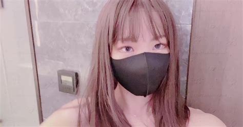 小酒酱 性感红色吊带裙黑丝诱惑m腿展示鲍鱼炮机zw[1v 3p 1 7g] 蜜糖网