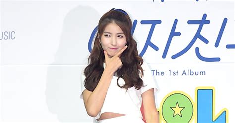 [md포토] 여자친구 소원 늘씬한 각선미