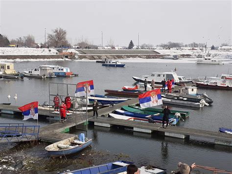 Пливање за Часни крст