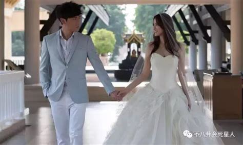 庾澄庆新婚妻子陪婆婆看演唱会一个动作便看出伊能静输在哪