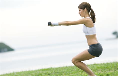 Упражнения для подтяжки ягодиц и техника их выполнения