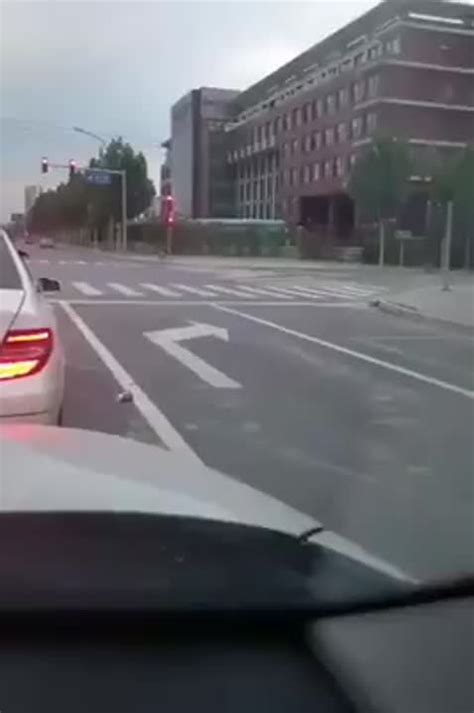 Fatemeh Hashemi On Linkedin چیزی که جامعه ما خیلی بهش نیاز داره بی تفاوت نبودن