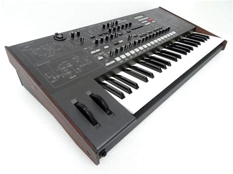 Matrixsynth B Korg Ms2000b Virtual Analog Synthesizer Vocoder W Orig Hard Case Sn 001434