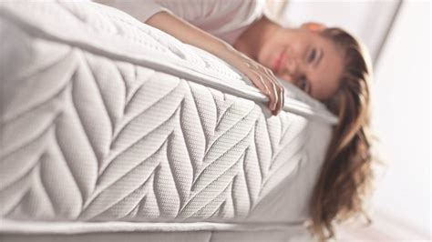 6 Best Mattresses For Sciatica Reviewed In Detail Fall 2023