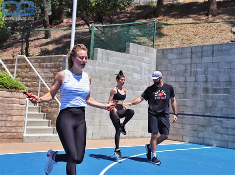 Kaley Cuoco Nude Pictures Onlyfans Leaks Playboy Photos Sex Scene Uncensored