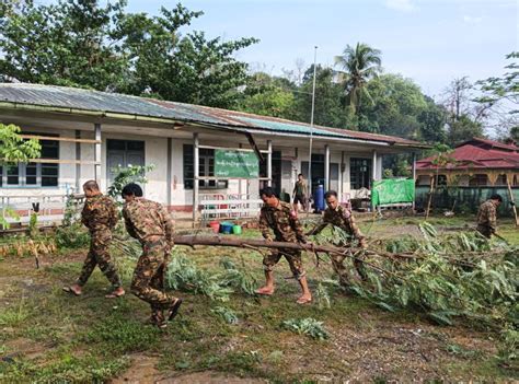 ရမ်းဗြဲမြို့၌ အင်အားပြင်းမိုခါမုန်တိုင်း တိုက်ခတ်မူကြောင့် လူနေအိမ်နှင့