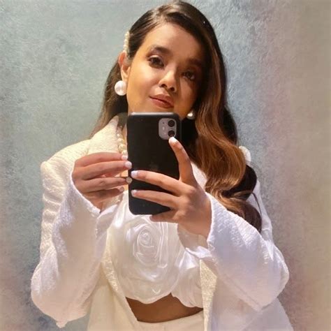 simran poddar mehta💥 bellisimo simran threads say more
