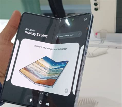 Samsung Rilis Galaxy Z Fold Dan Z Flip Di Indonesia Ini Harga Dan Bentuknya