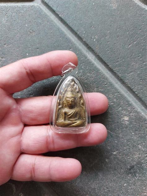 หลวงพ่อโบ้ย วัดมะนาว Ennxo