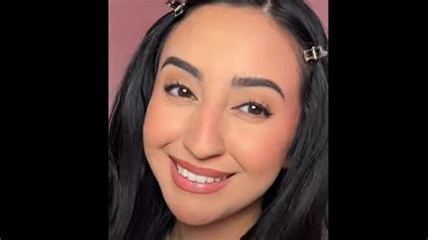 Try Springs Hottest Trend Cloud Skin Maybelline