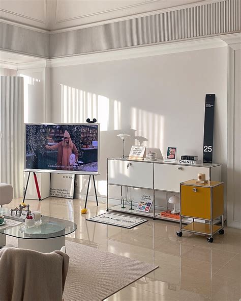 ʏᴇɴɴɪ🤍 집꾸미기 인테리어 아침에 일어나자마자 어제 회사에서 받아온 싱싱야채 씻어서 샐러드 해먹고 브레빌에서 보내준 모모스커피 원두로 내려서 라떼 마시고 나솔