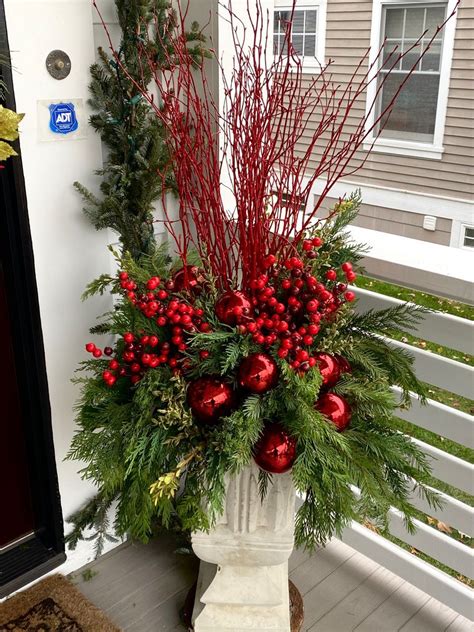 Unleash Your Creativity With These Winter Planter Ideas For Front