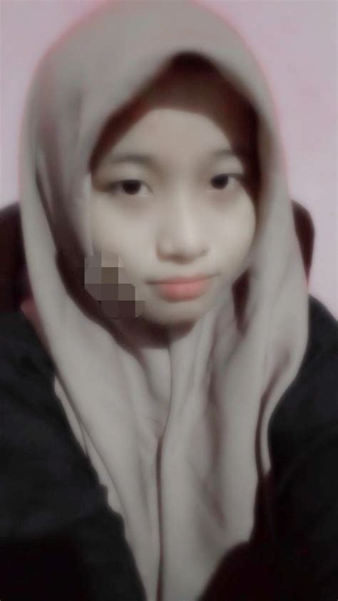 Pin By Rayvandnoelzxtyr On Pap Cewek Hijab