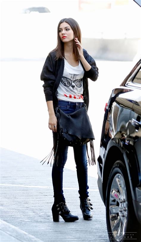Victoria Justice At Los Angeles International Airport Hawtcelebs