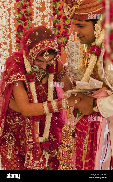New Wedding Couple 60 Photos