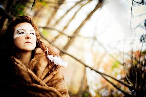 Maquillage De Gitane Banque Dimages Et Photos Libres De Droit Istock