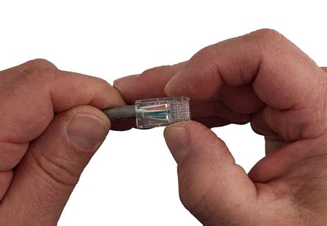 Dintek Ezi Plug Rj45 Pass Through Connection