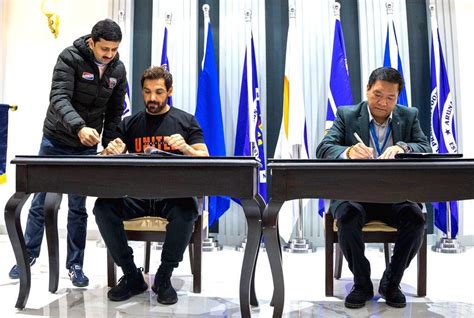 Arunachal Pradesh Cm Pema Khandu Signs Mou With John Abrahams Ja