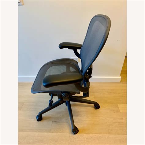 Herman Miller Aeron Chair Aptdeco