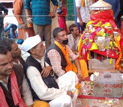Maa Nanda Doli Gets A Grand Welcome Chamoli News मां नंदा की डोली का जगह जगह भव्य स्वागत