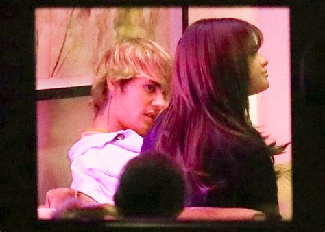 Justin Kissing Selena Gomez On Bed Youtube Justin Biebers Music Video