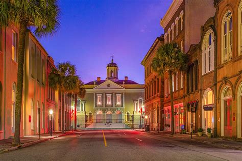 Charlestons Historic District Guide