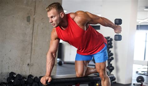 10 Best Dumbbell Tricep Exercises From A Trainer — Runstreet