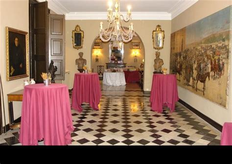 Visita Premium Casa Rocamora I La Col·lecció Dindumentària De Manuel